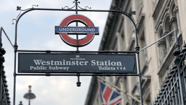 London midday: Stocks maintain gains as investors mull GDP - Sharecast.com