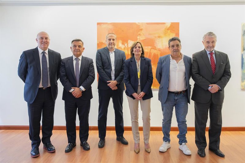 Economía.- Patronal, mutuas, corredurías de seguros y sindicatos ...