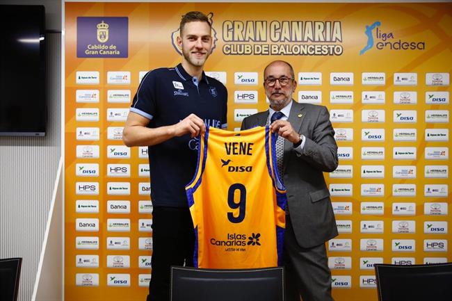 Siim-Sander Vene, presentado con el Herbalife Gran Canaria - Bolsamania.com