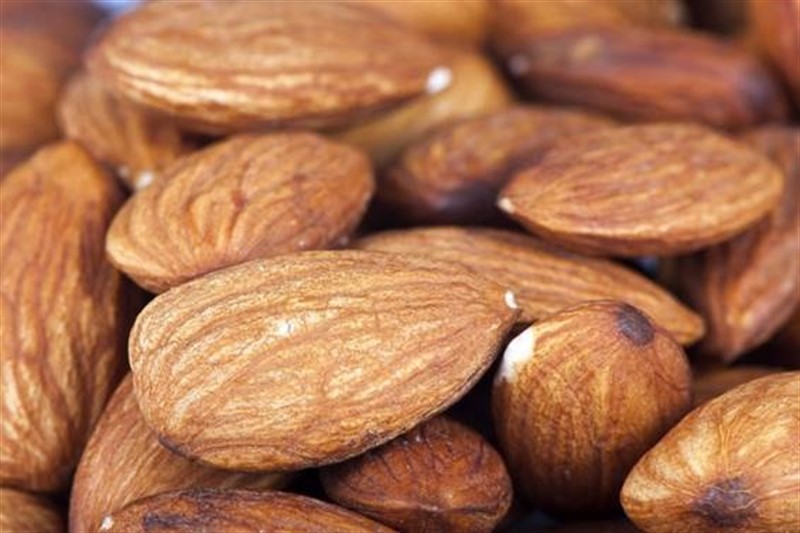 Descifran el genoma completo de la almendra, lo que podría contribuir a ...